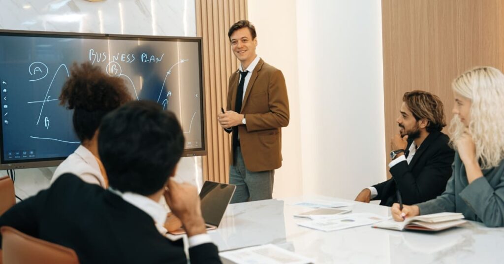 Public Speaking Training: A Key to Effective Office Presentations and ...